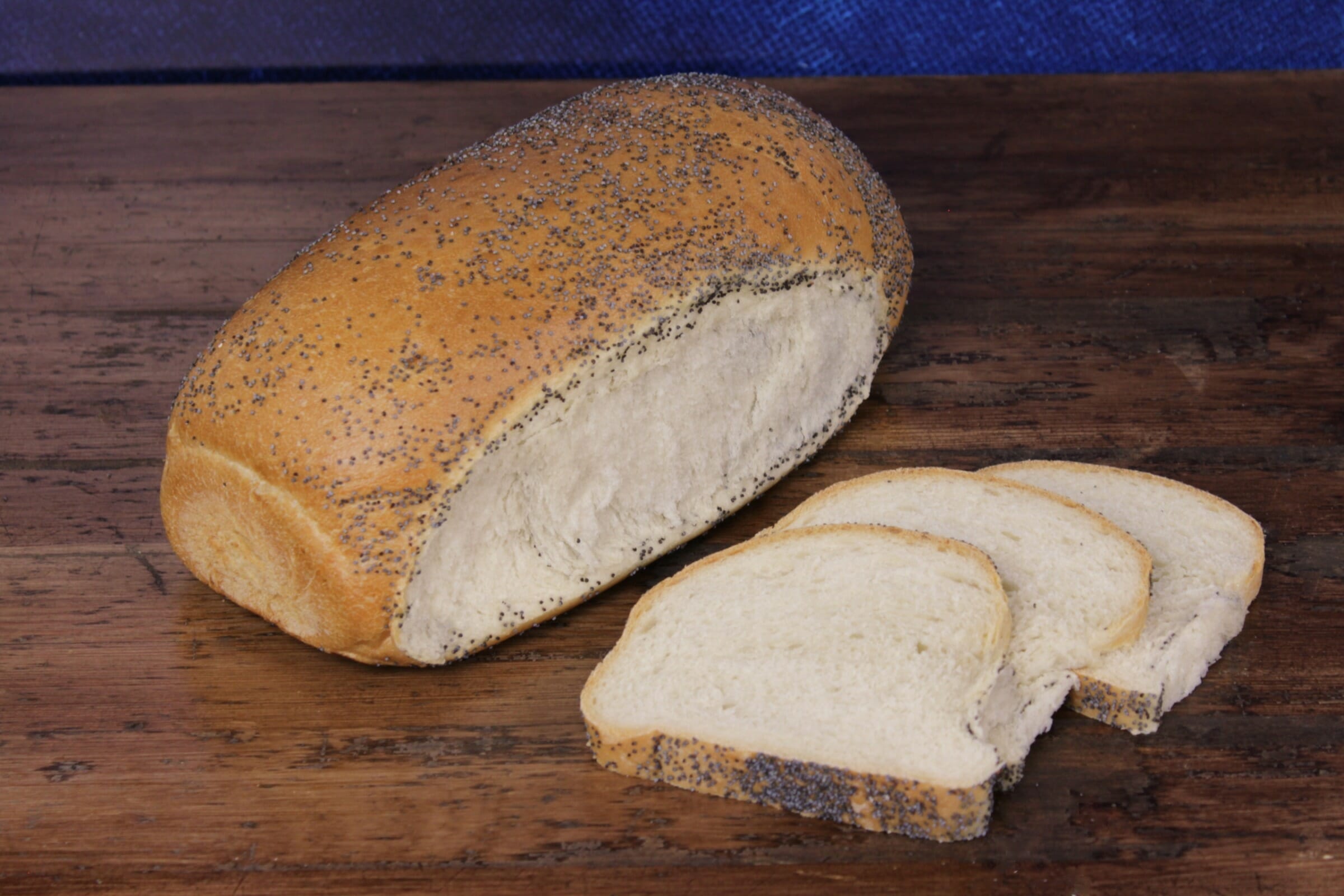 Baker Klausen Dansk Loff med valmuefrø